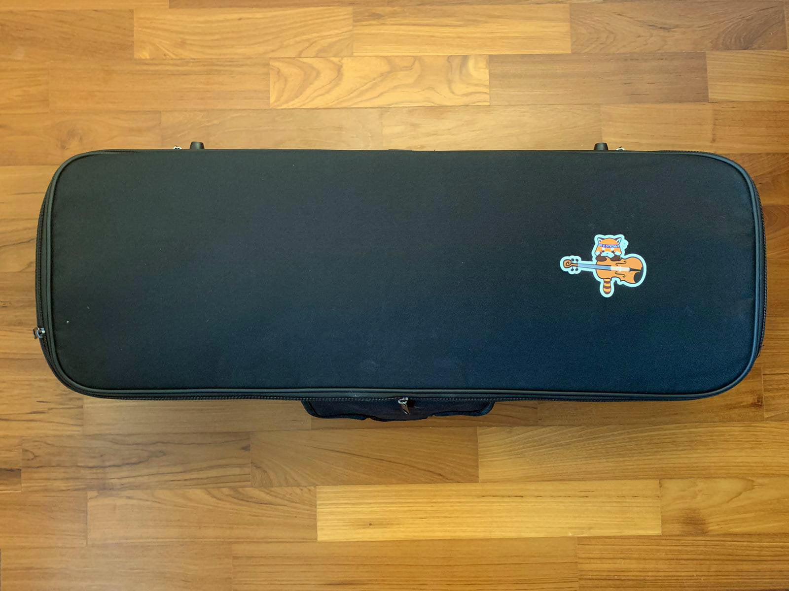 No E string! – Red Viola Panda